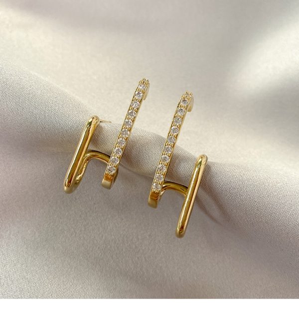 Bethany Gold Parallel Earrings - Glamourize UK